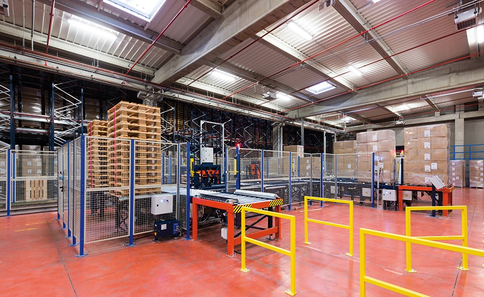 Case study magazzino automatico UNITED CAPS (Lussemburgo) con Pallet ...