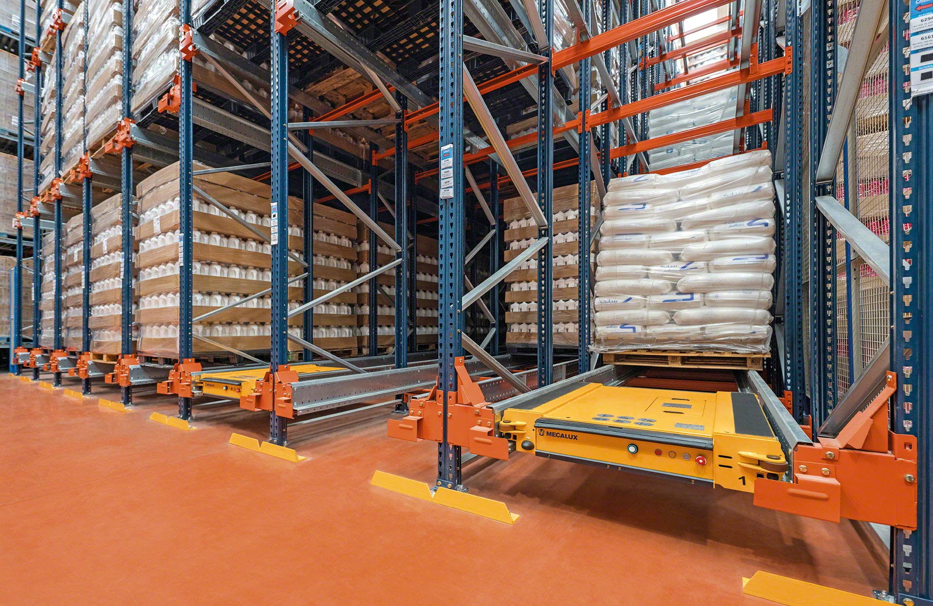 Pallet Shuttle - Mecalux.it