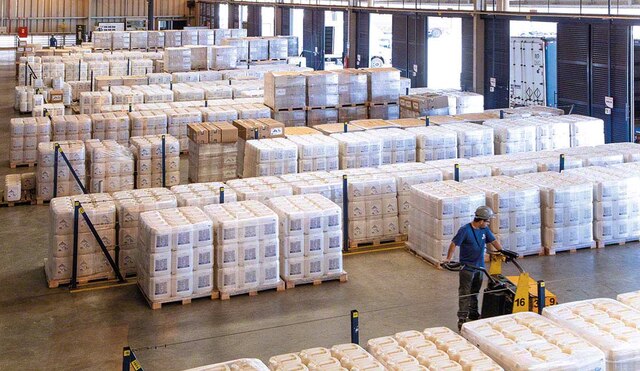 Logistica di distribuzione: cos’è e come migliorarla - Mecalux.it